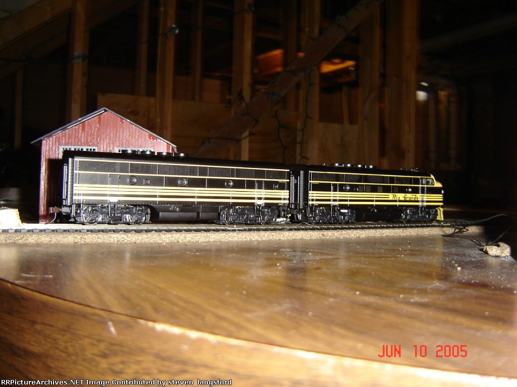 MY MODEL RR